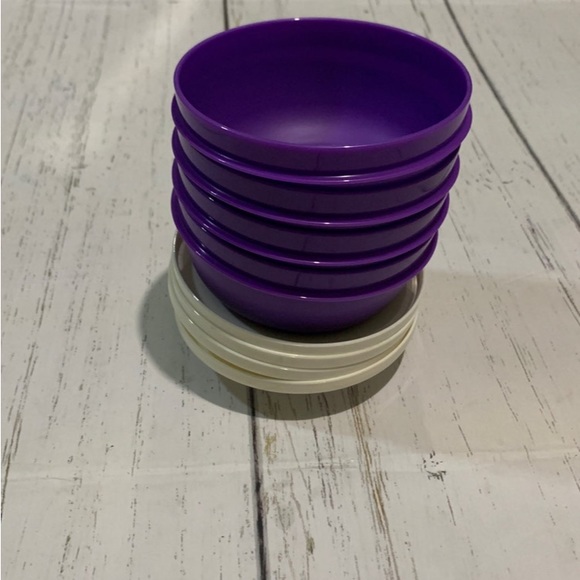 Tupperware | Kitchen | Tupperware Dessert Bowl Set With Lids | Poshmark
